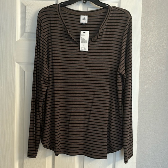 CAbi | Tops | Cabi 444 Simple Tee Size Large Nwt | Poshmark